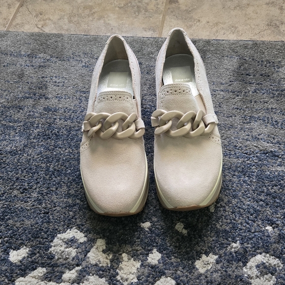 Dulce Vita | Shoes | Dulce Vita Jhenee Plataform Slipon Shoes 75 Cream ...